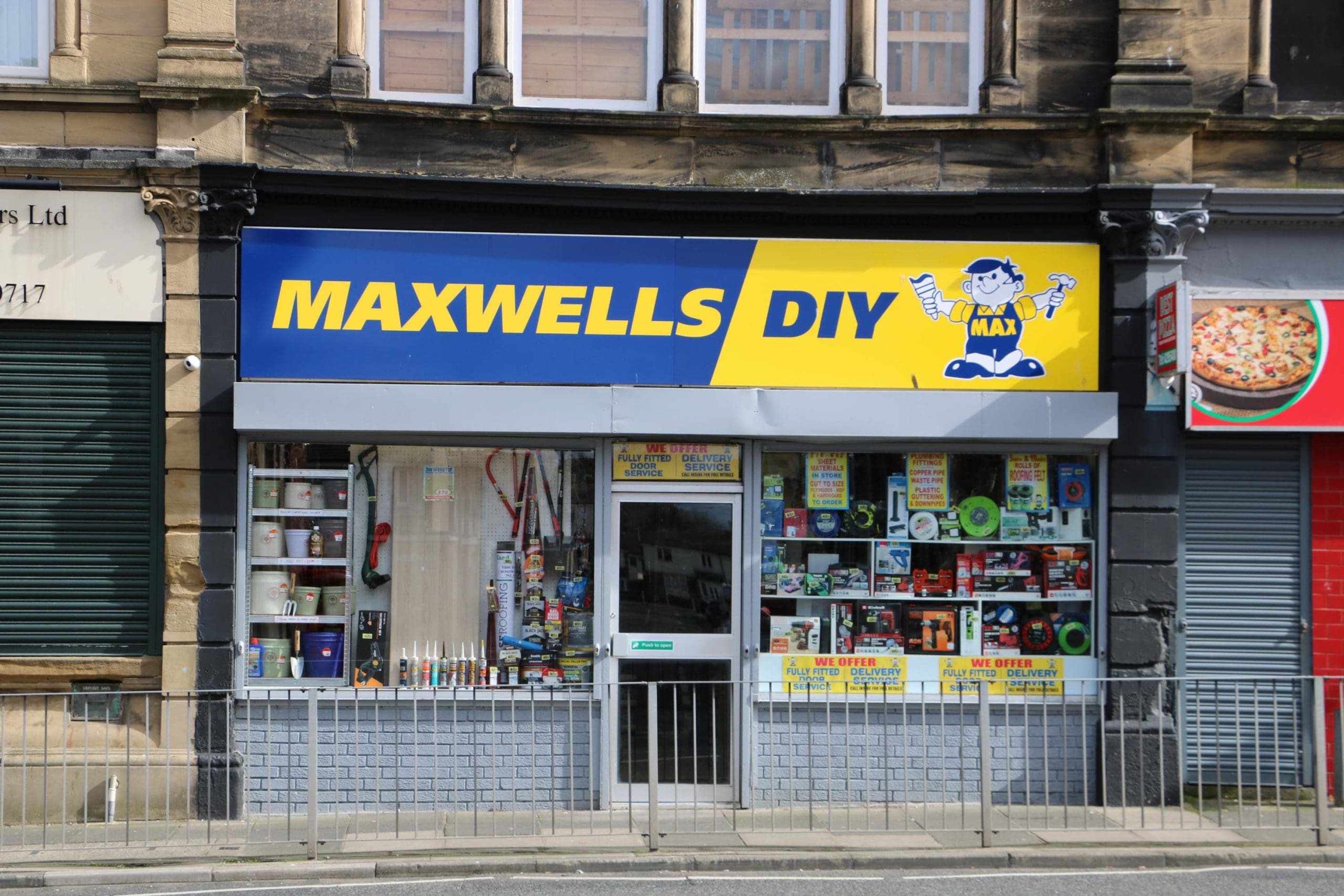 Mailing List | Maxwells DIY